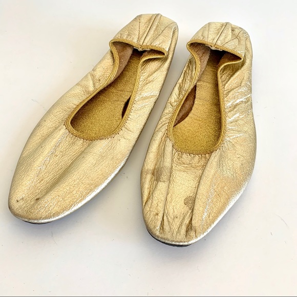 Vintage | Shoes | Vintage 5s Bertlyn Ny Gold Metallic Ballet Flats ...